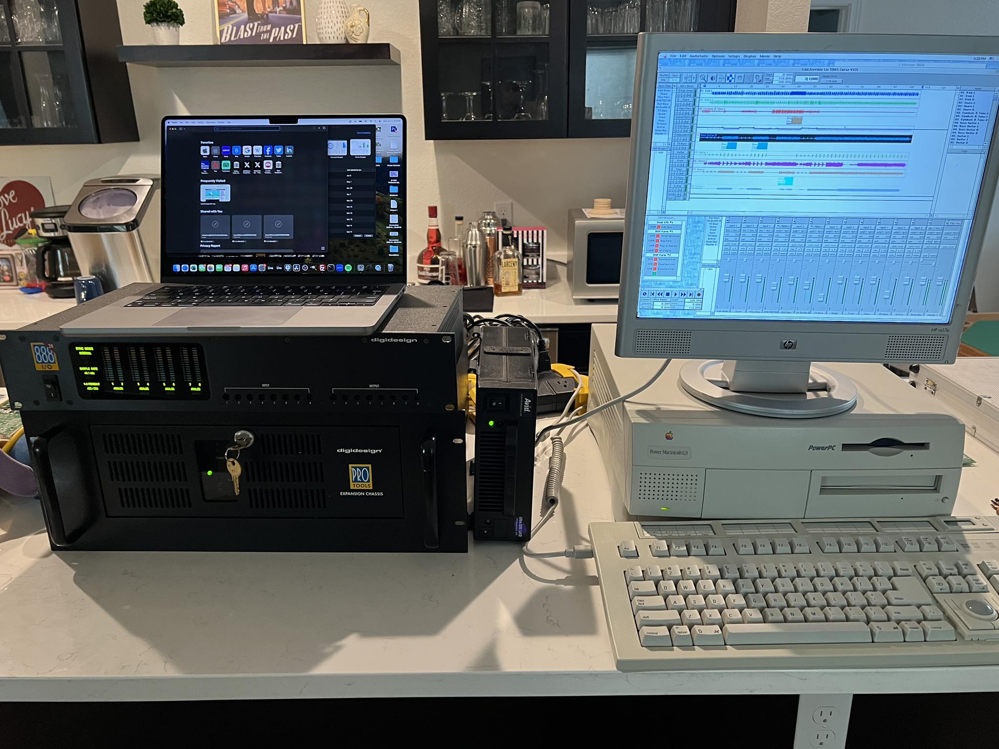 Testing an OSS P7R4 7-Slot PCI Expansion Unit with a Beige G3 - Low End ...