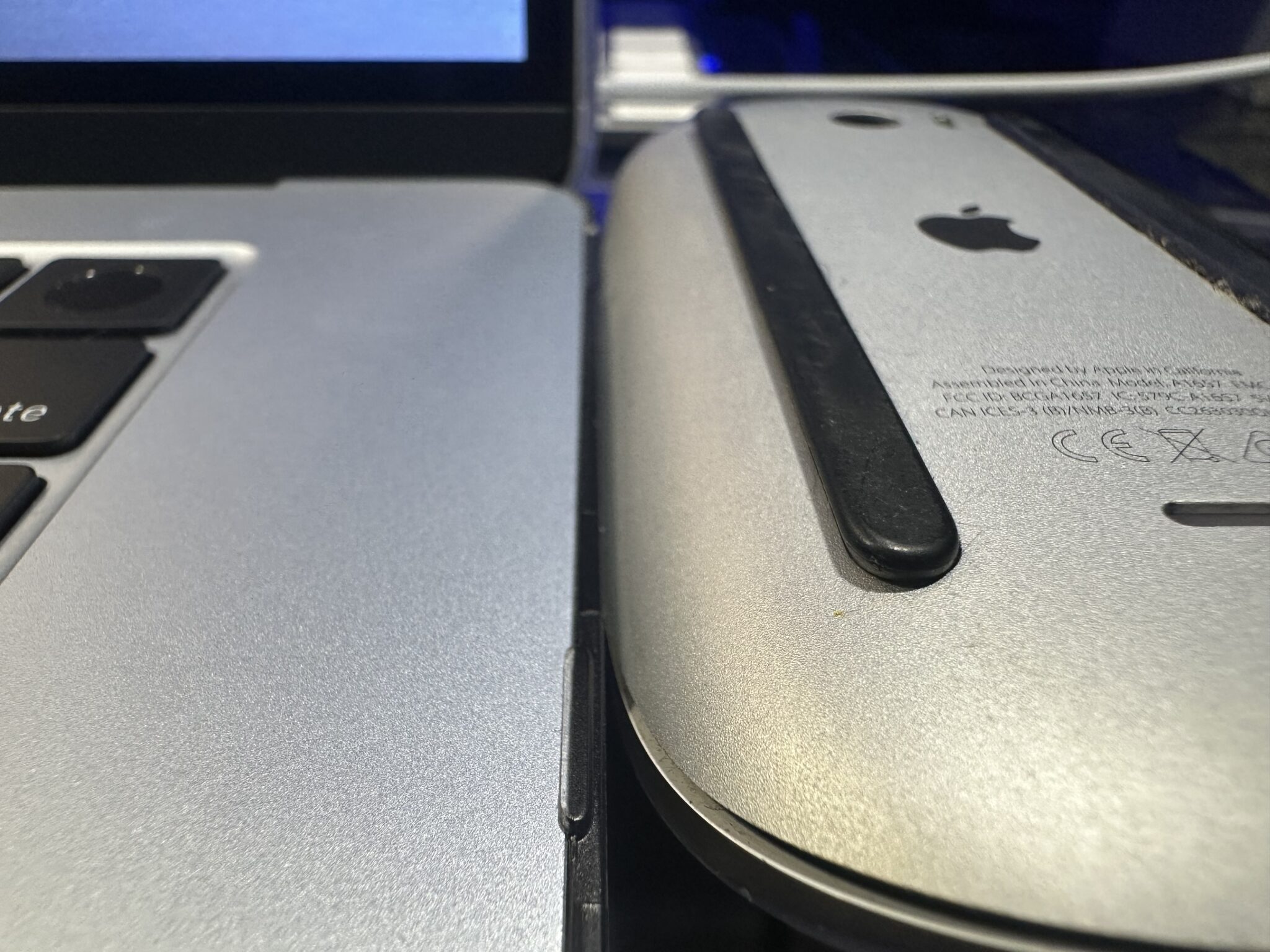 See it up close: Sky Blue vs Silver on Apple Aluminum - Low End MacLow ...
